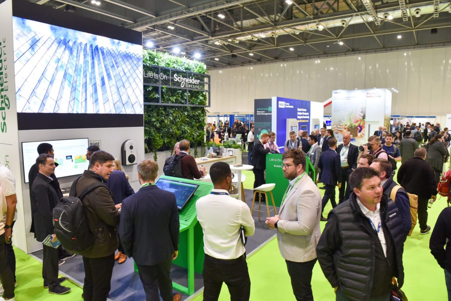 Smart Buildings Show 2022 attracts record numbers - Electrical Times