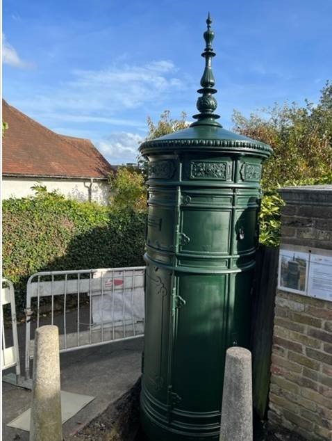 Power workers restore Wimbledon landmark - Electrical Times