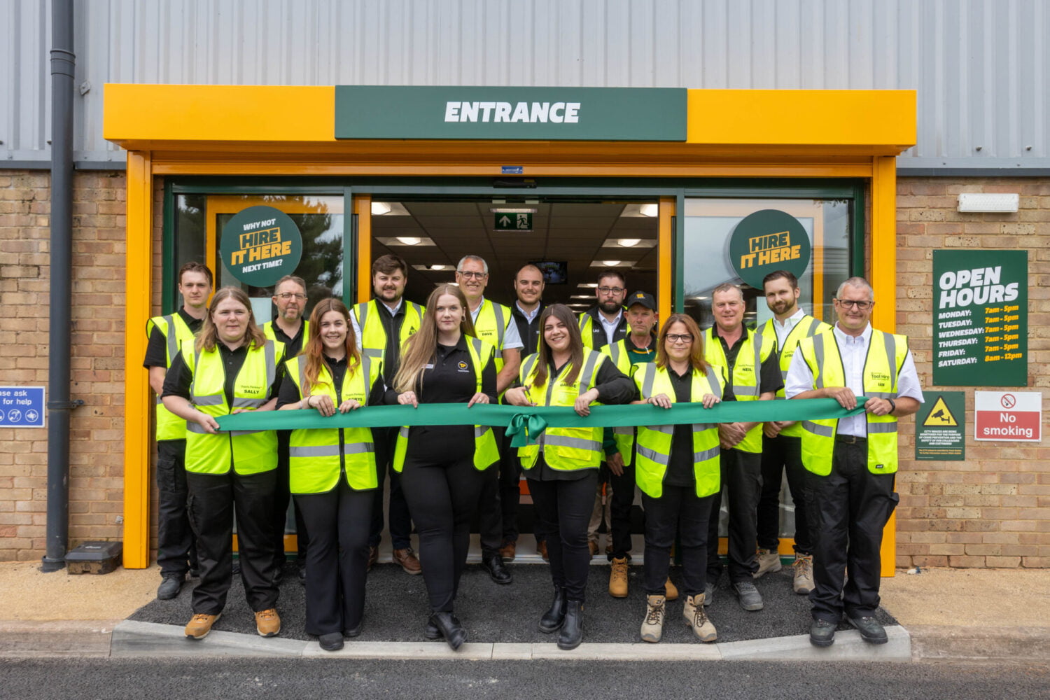 NEW WITNEY TRAVIS PERKINS BRANCH OPENS - Electrical Times