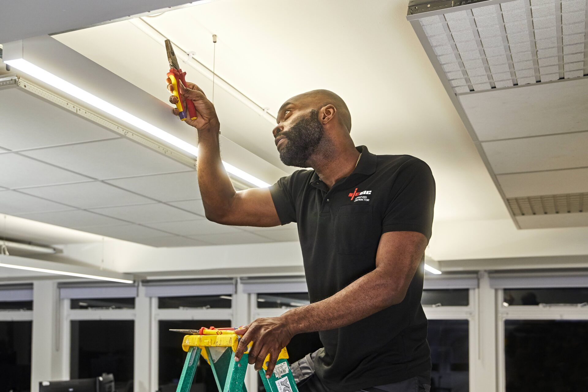 NICEIC calls on employers to back next generation of electricians ahead ...